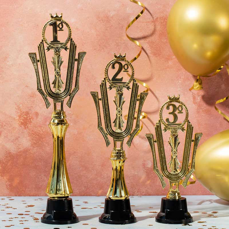 How To Elevate Your Special Ceremony With Personalised Trophies And ...